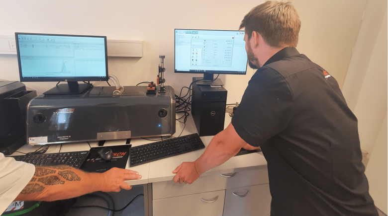 Combining static light scattering with Dynamic Image Analysis – fritsch.de Combining static light scattering with Dynamic Image Analysis – fritsch.de